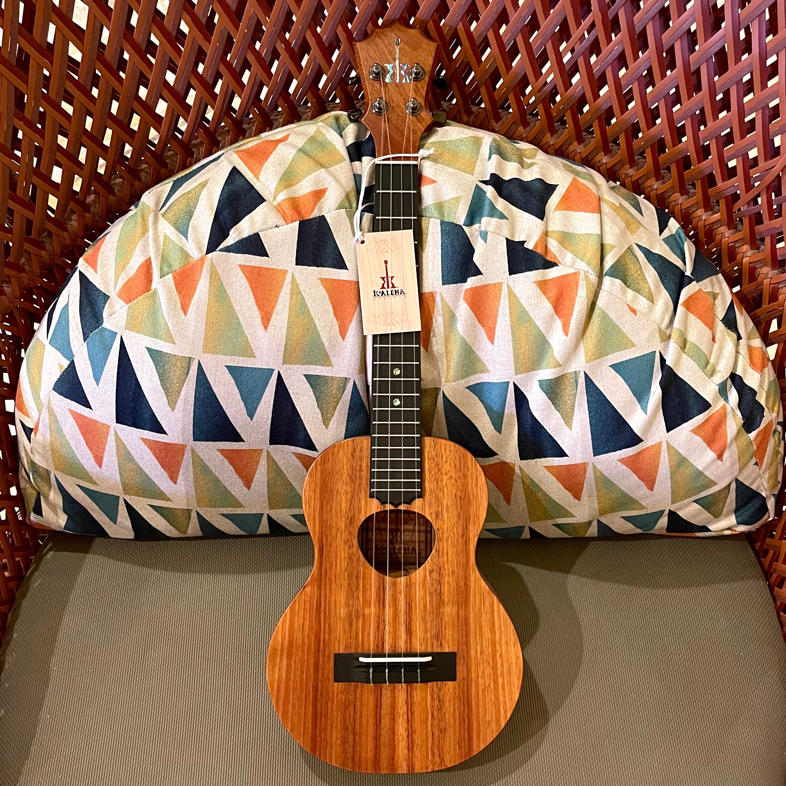 KoAloha KTM-S10 Tenor Ukulele Slimline #2408021 – Ukulele Puapua