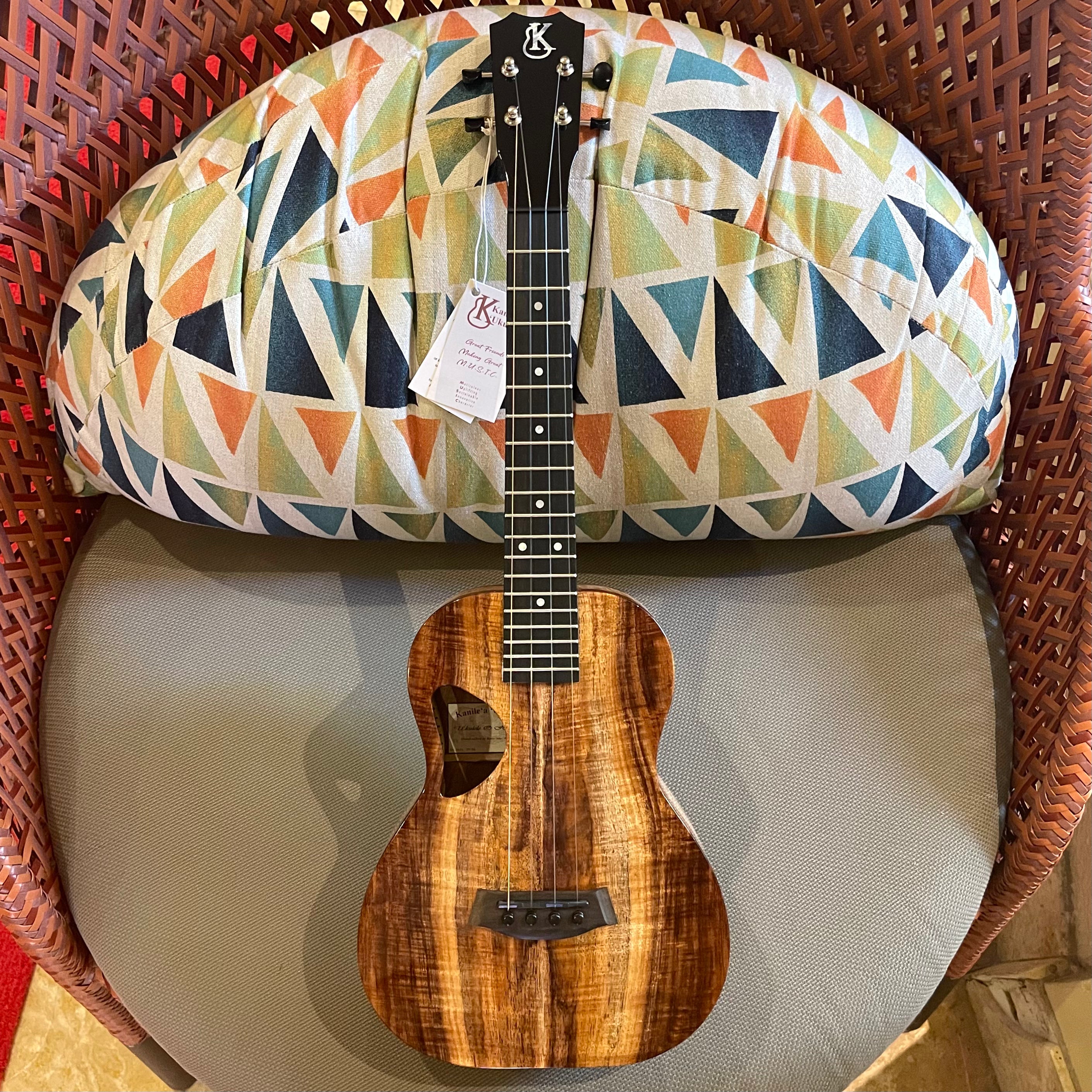 Kanile'a D-1 T Pro Tenor Ukulele #0625-29186 – Ukulele Puapua