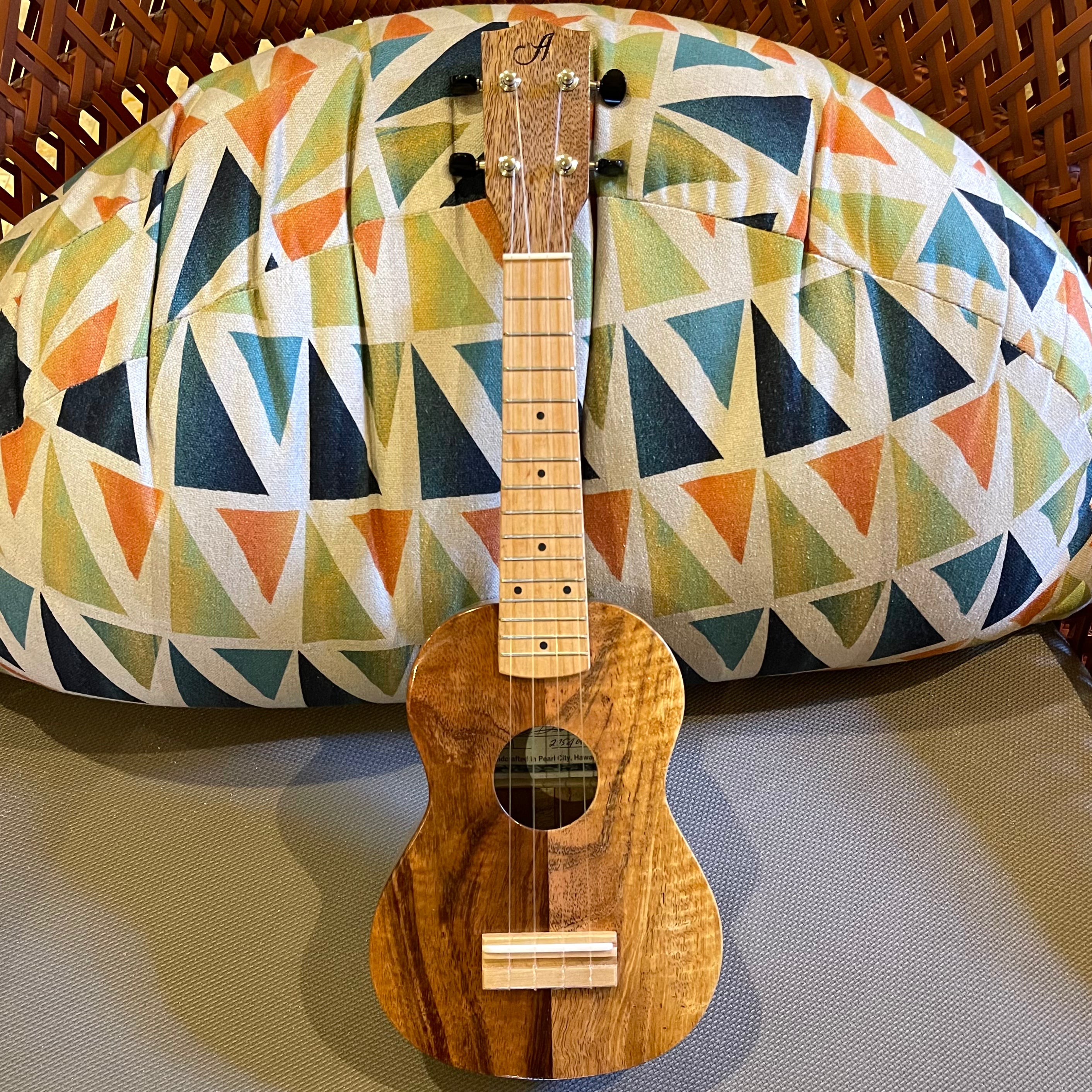 Ana'ole ASH Koa/Mango Soprano Ukulele #27540525 – Ukulele Puapua